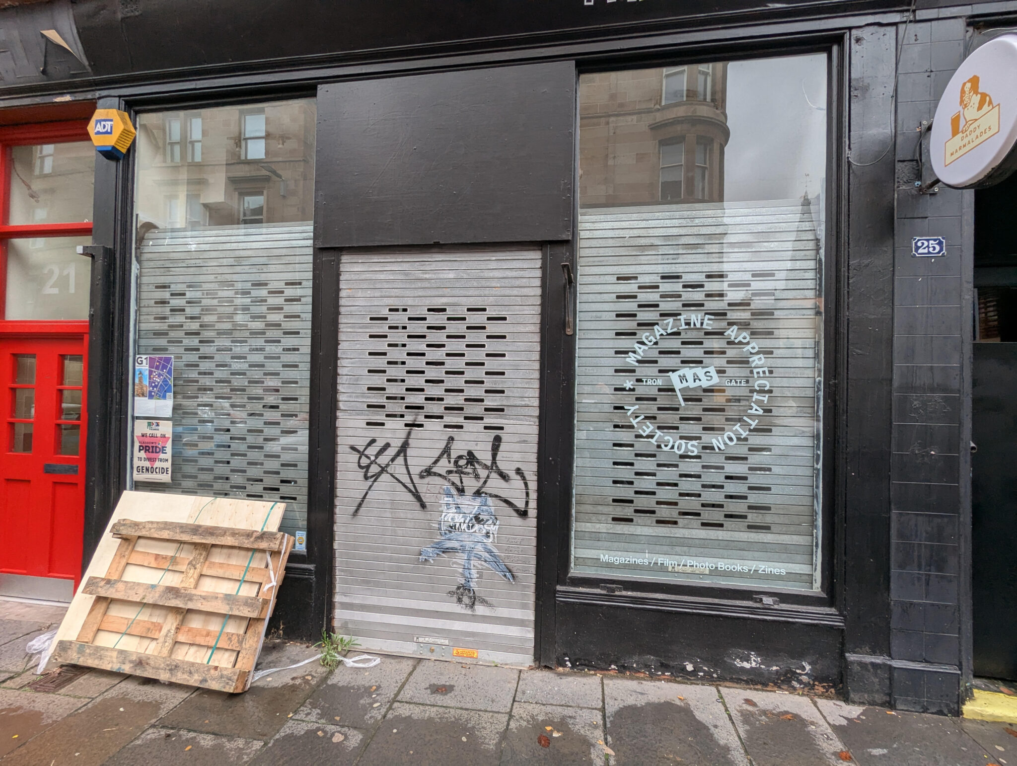 Issue 18 Launch Event, 19th November, 6pm, Glasgow | New Escapologist